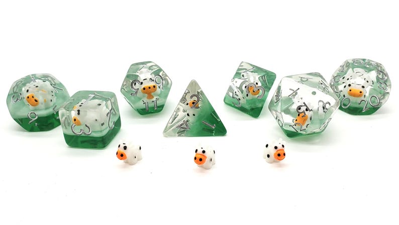Animal Kingdom - Cow - Old School 7 Piece Dnd RPG Dice Set - Etsy