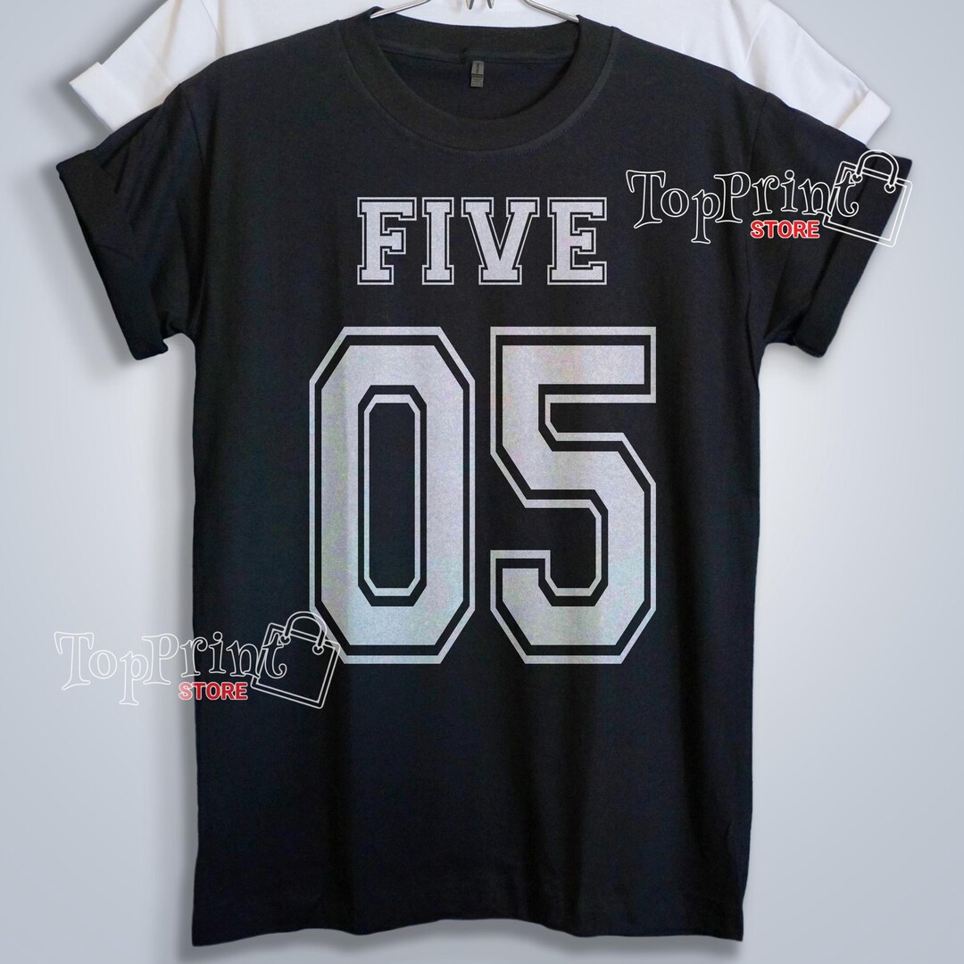 Number Five Shirt Five Hargreeves Sweater Aidan Gallagher Number 5 ...