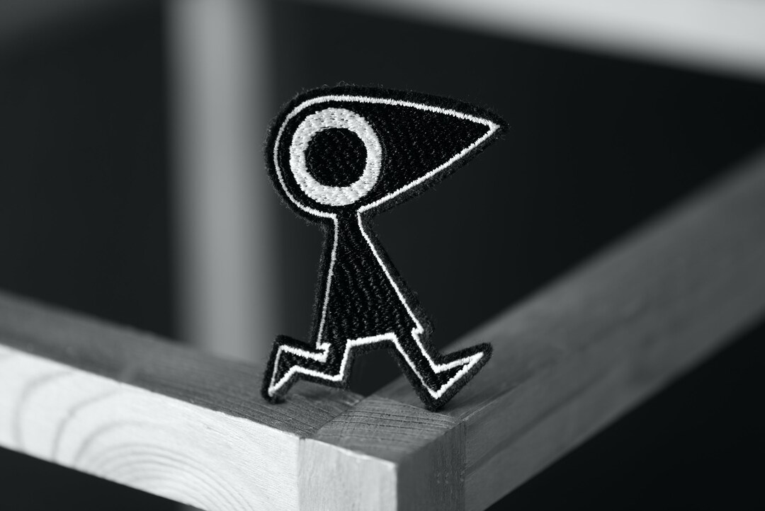 Monument Valley Inspired Crow Embroidered Patch - Etsy