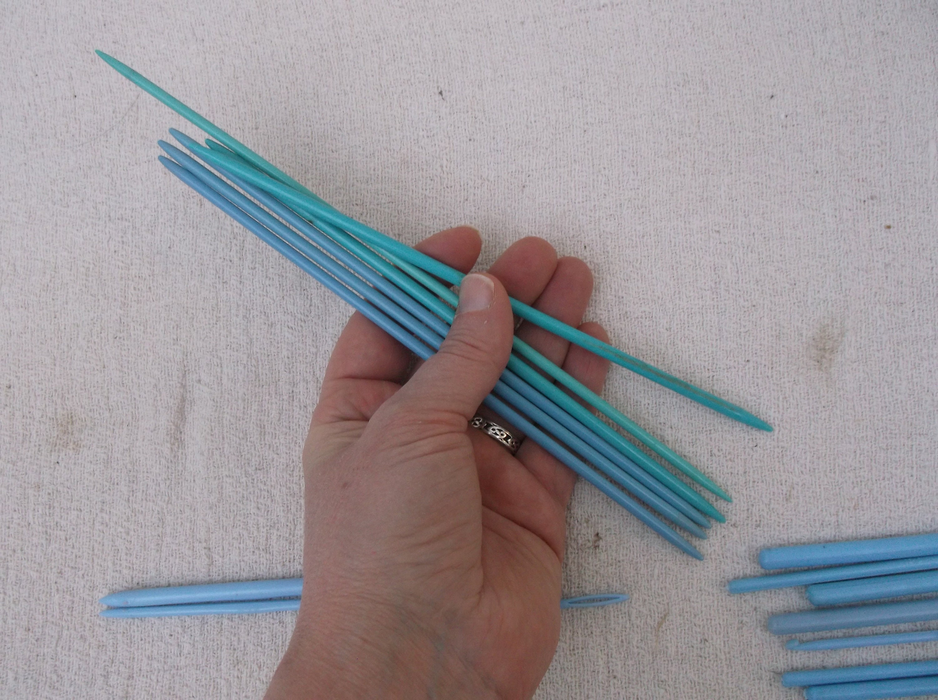 Blue Crochet Hooks, Plastic Hooks, Various Needles, Starter Knitting ...