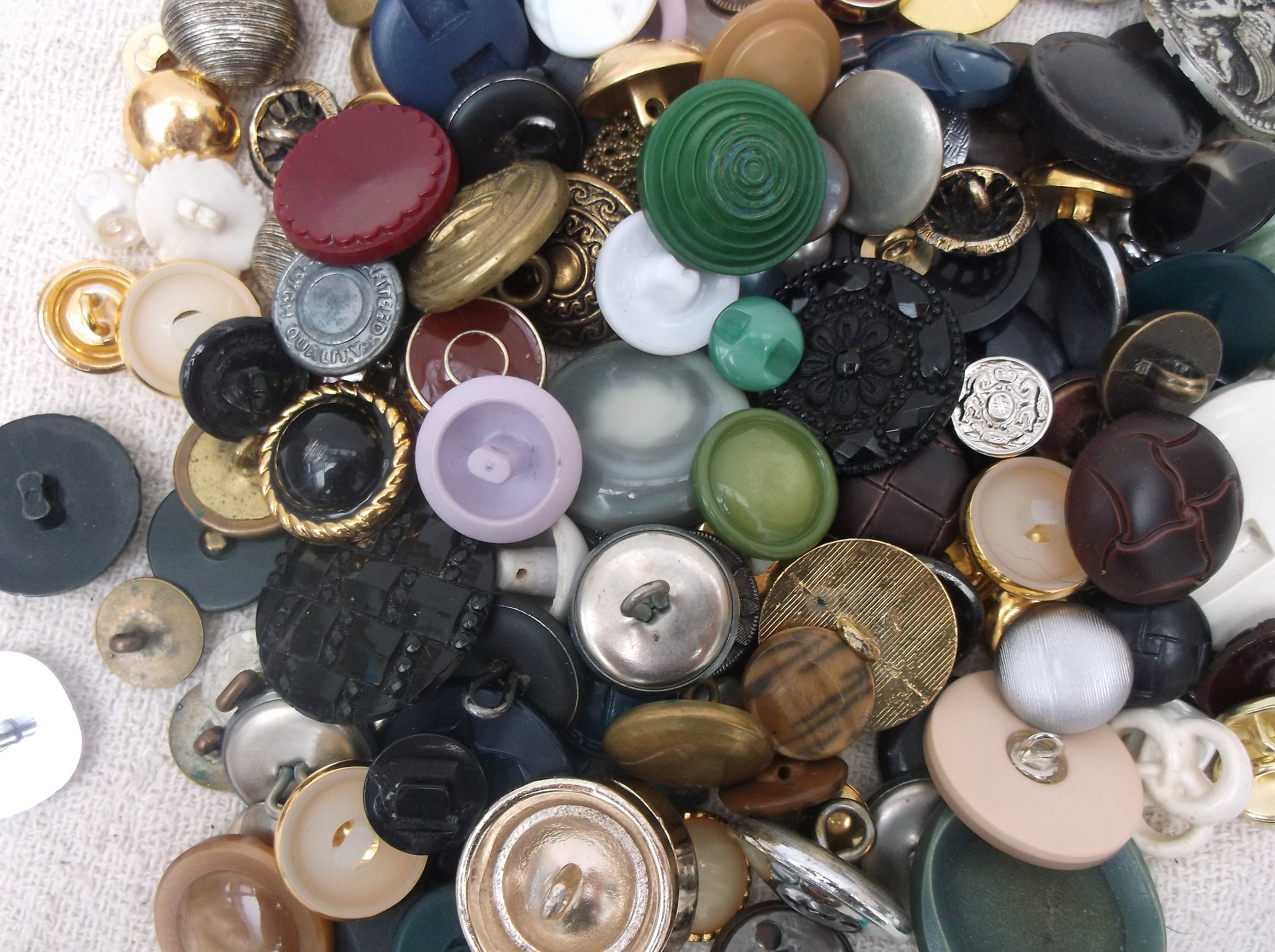 Fancy Shank Buttons, Mixed Bundles of Decorative Buttons, Post Button ...