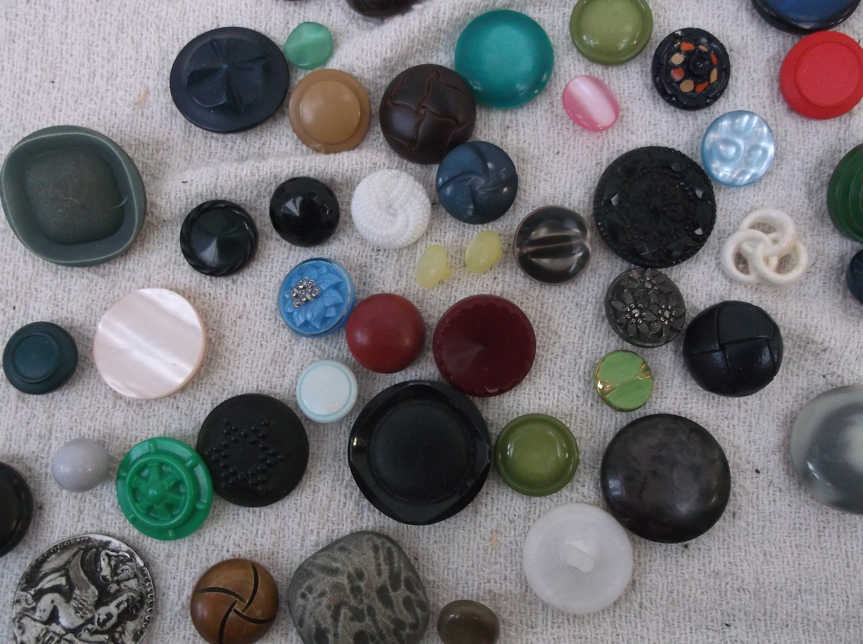 Fancy Shank Buttons, Mixed Bundles of Decorative Buttons, Post Button ...