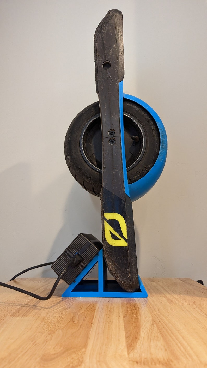 Onewheel Vertical Mount Stand | Space Saving Stand for One Wheel GT and ...