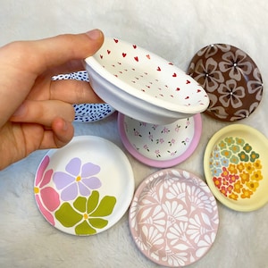 Patterned Hand-painted Trinket Dishes,trendy,home Decor,red Hearts,ring ...