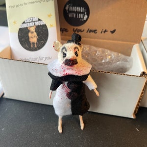MADE TO ORDER Taxidermy Mouse *terrifier* - Etsy