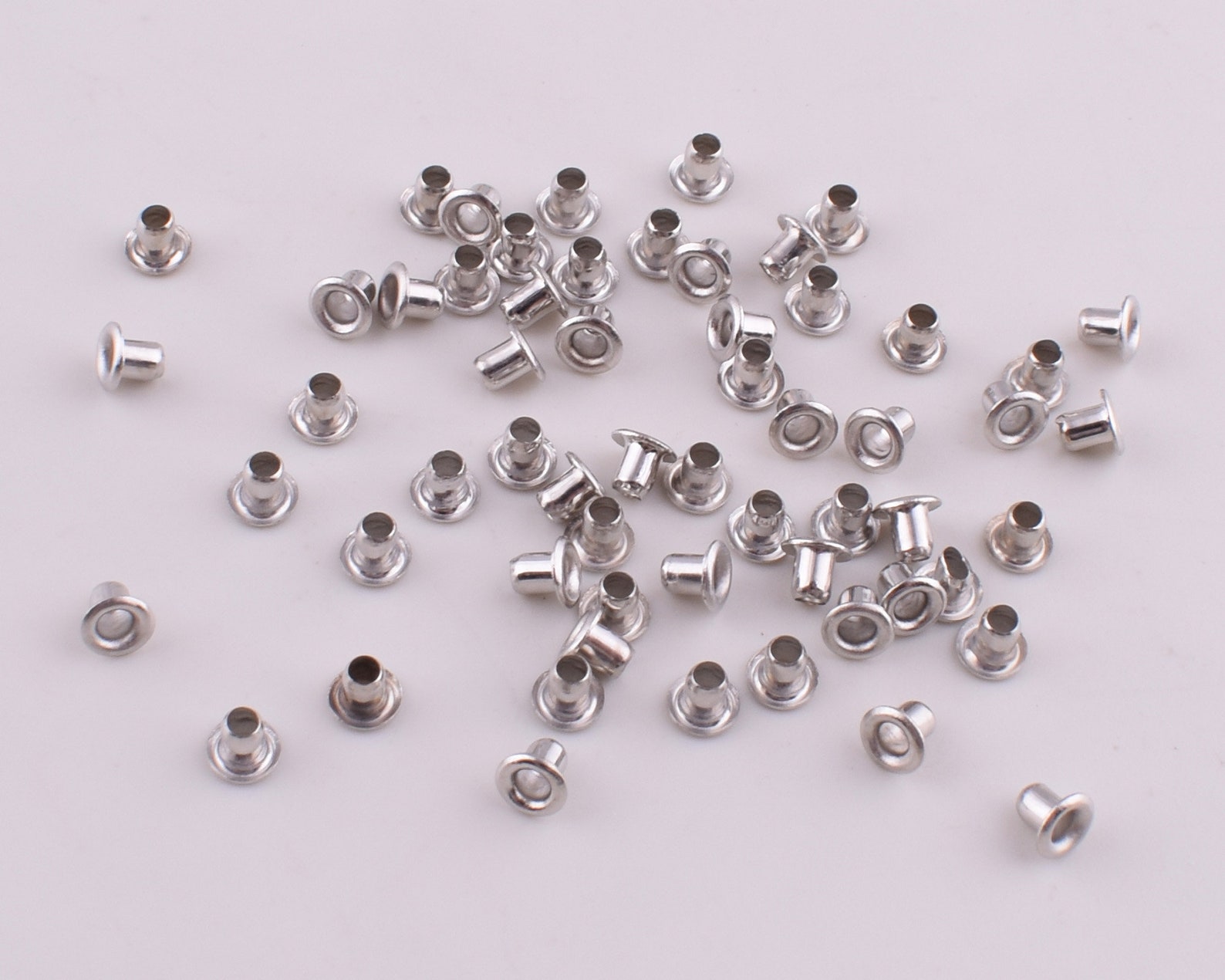 Mini Eyelet Grommet,1mm Hole Brass Metal Grommets Eyelets Small Silver ...