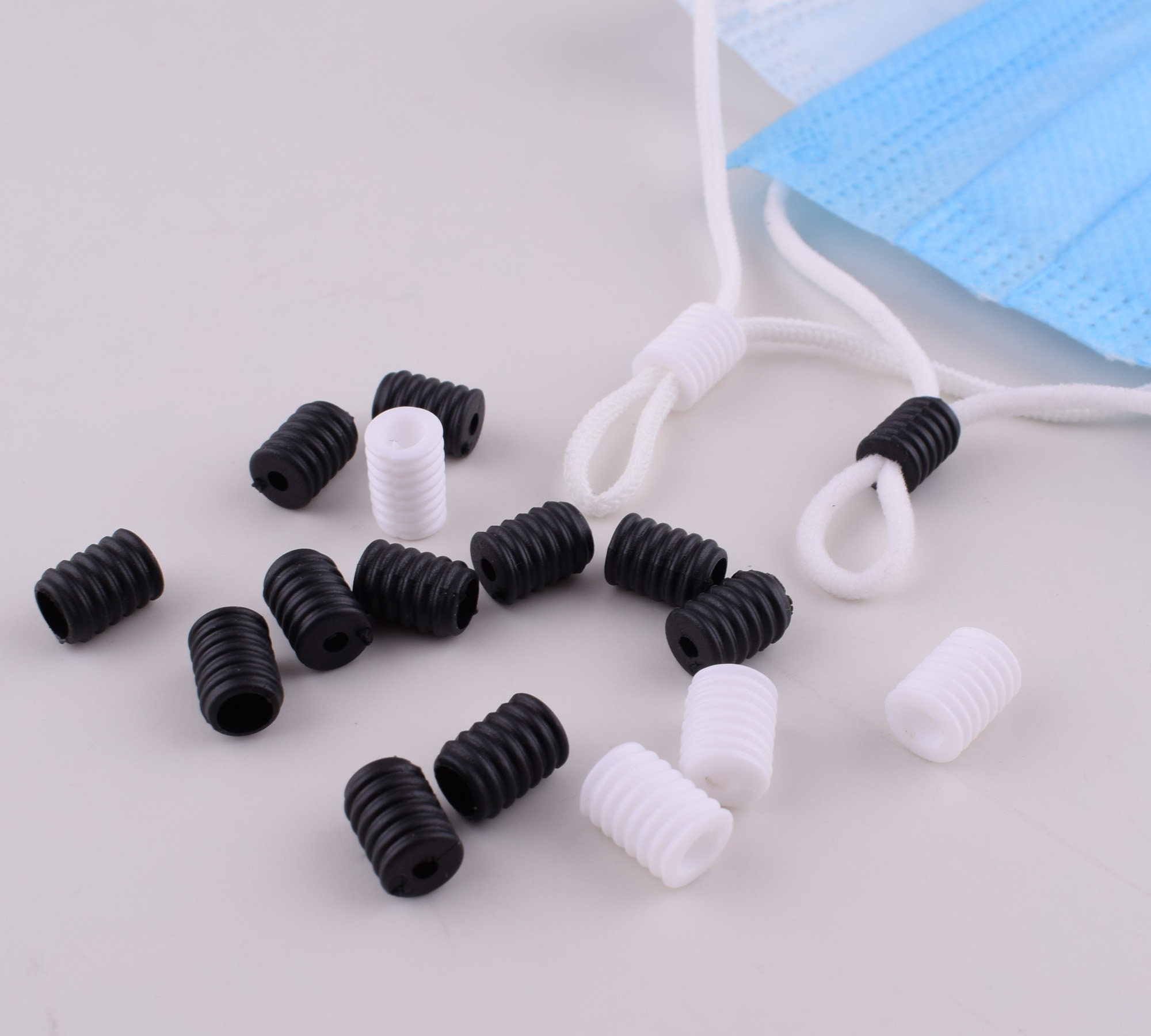 Face Mask Rope Cord Stopper,200 Pcs White/black Elastic Silicone Clip ...
