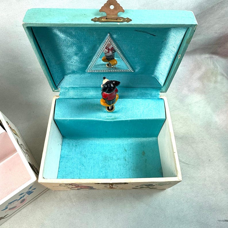 Vintage 60s Disney Mickey Mouse & Small World Jewelry Wind up Music ...