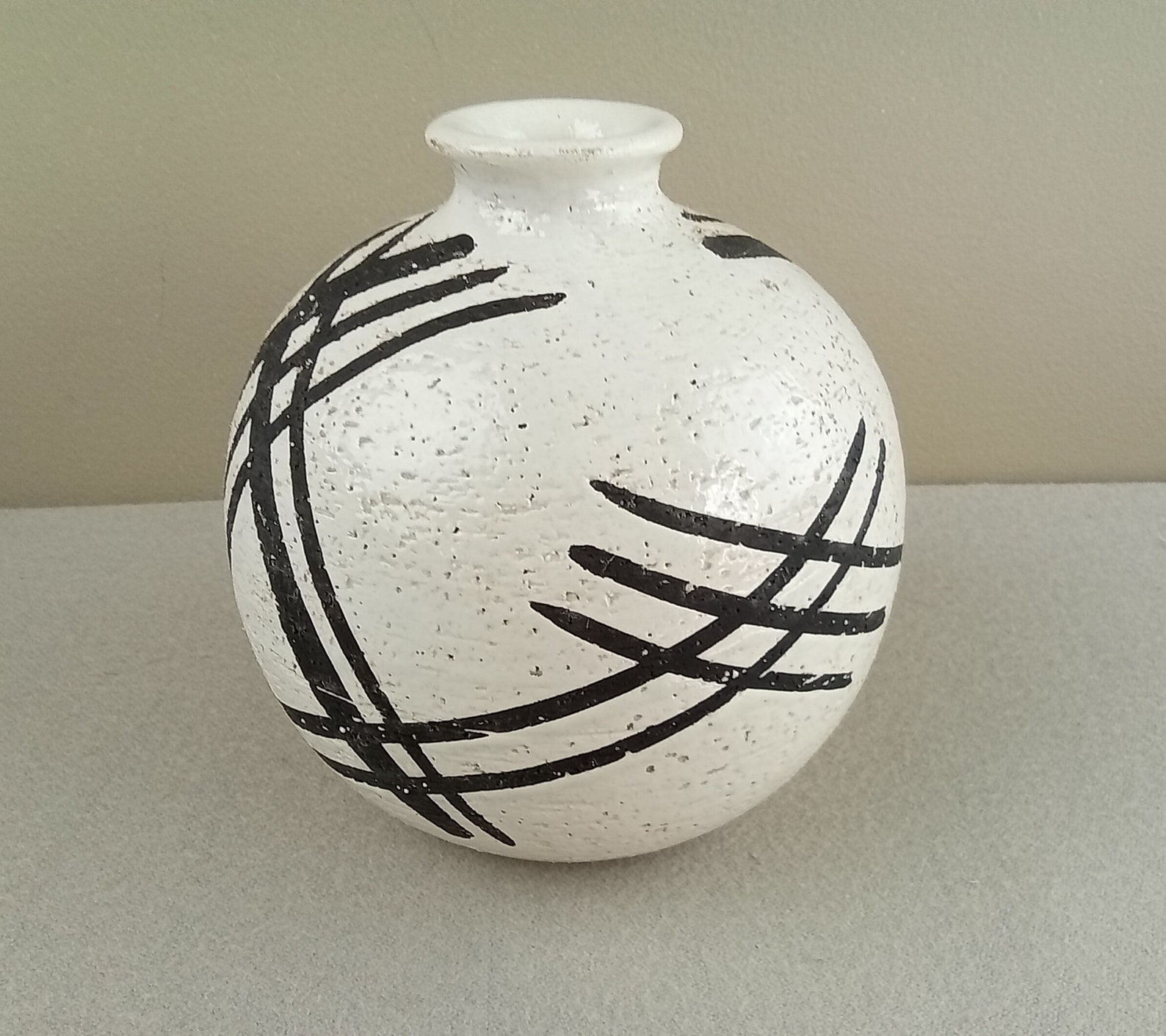 Bitossi for Rosenthal Netter Art Pottery 246/5 Black White Orb 6.25x5 ...