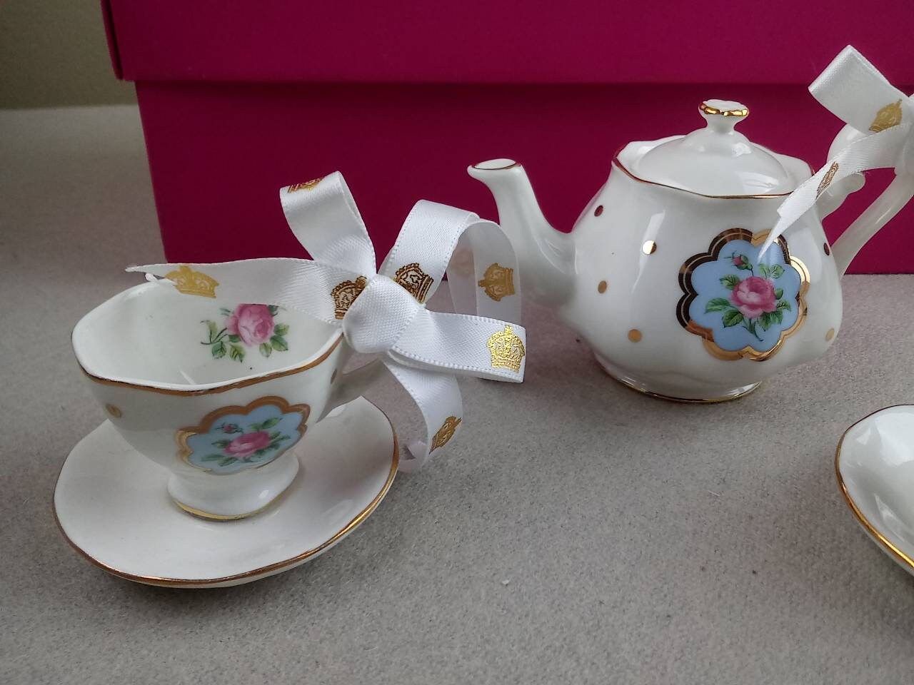 NIB Royal Albert England Porcelain Tea Cup Tea Pot Pink Rose Xmas 3 ...