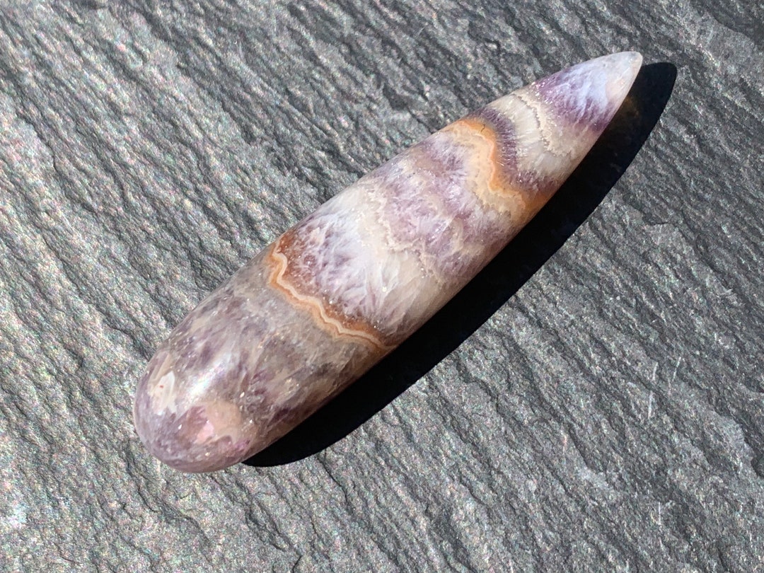 Banded Amethyst with Mica and Haematite Droplet, Swiss Alps - Etsy 日本