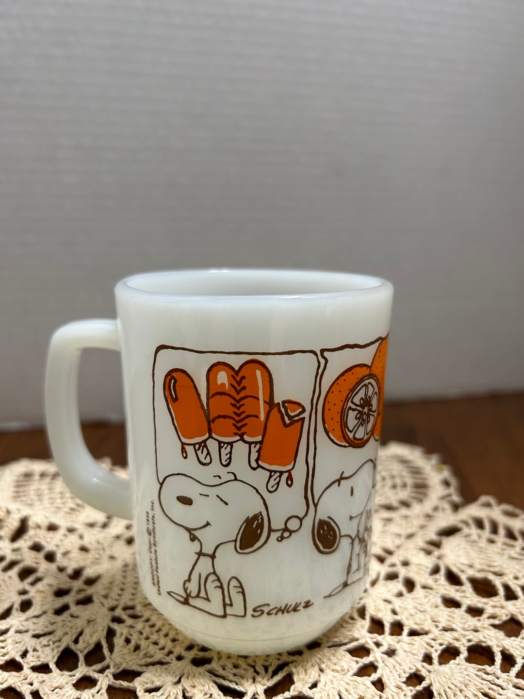 Vintage Fire King Snoopy is Dreaming of Ice Cream Cones, Candy ...