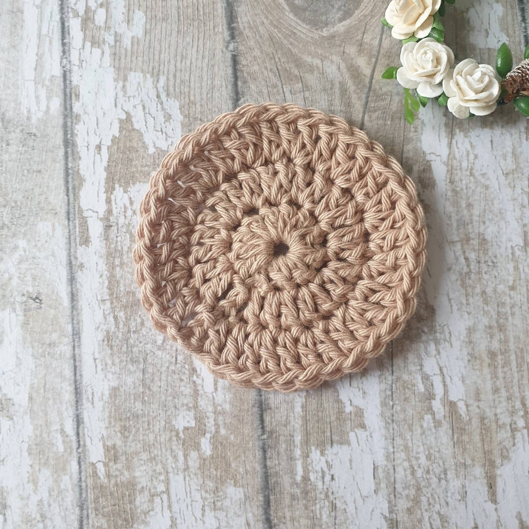 Modern Miniature Dollhouse Brown / Beige or Grey Crochet Round Rug Doll ...