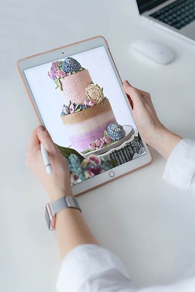 Styled iPad Mockup: Screen Mock-up, Smart Object (PSD, PNG, JPG Digital ...