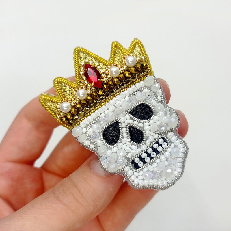 Skull Brooch - Etsy