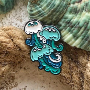 Jellyfish enamel pin jellyfish pin jellyfish brooch | Etsy