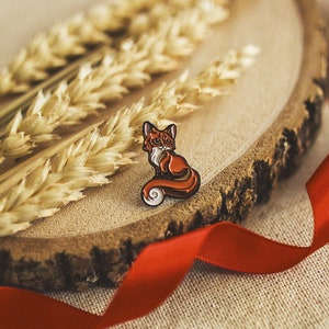 Foxy Enamel Pin, Fox Pin Badge, Cute Animal Fox Pin, Fox Brooch, Fox ...