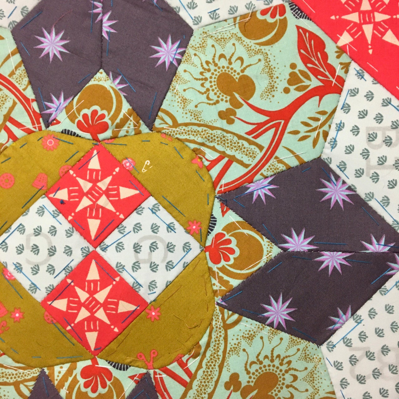 English Paper Piecing Pattern. 'crown Cushion Front'. - Etsy