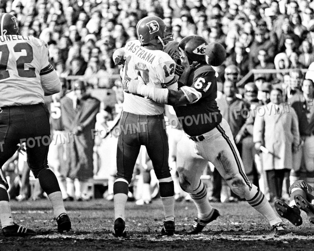 CURLEY CULP Photo Picture Kansas City CHIEFS Football Photograph Print ...