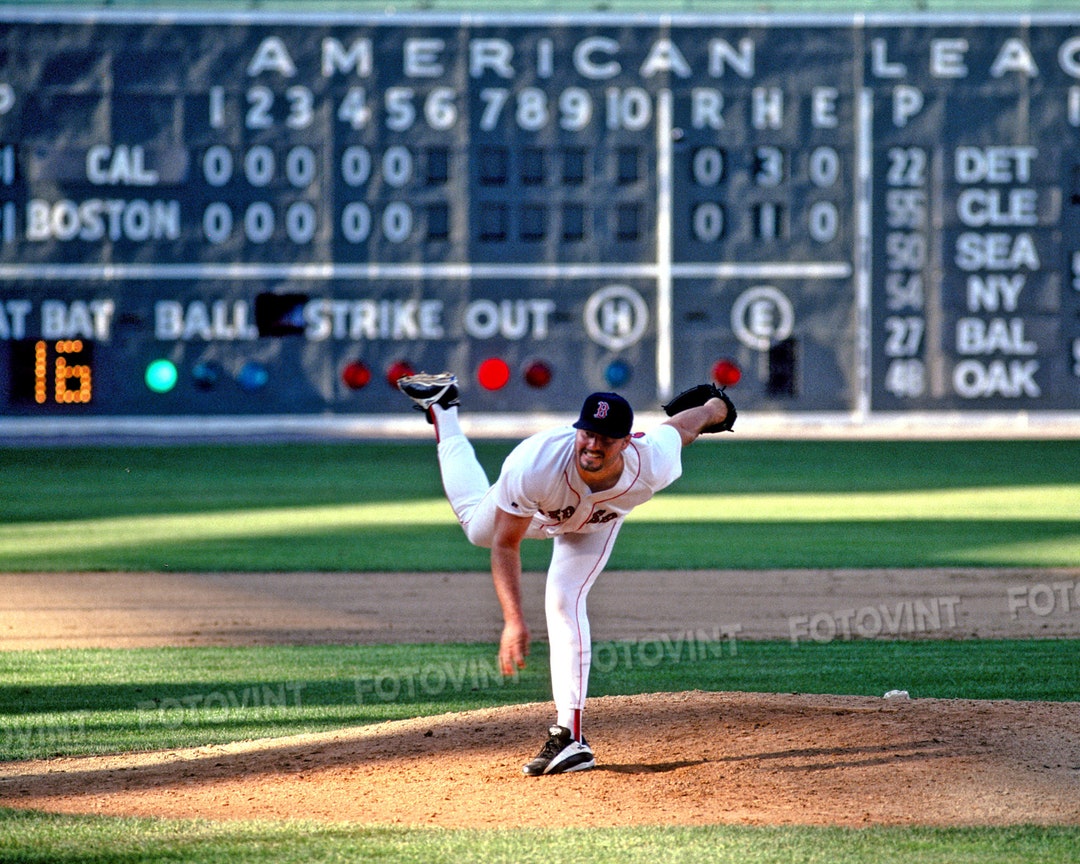 ROGER CLEMENS Photo Picture at FENWAY Park Green Monster Boston Red Sox ...