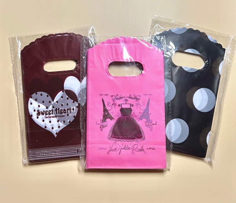 150 Small Plastic Shopping Bags, 3 Mixed Sets Included, Goody Bags ...