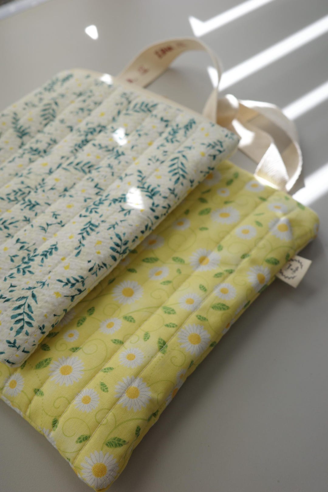 Flower Handle Mini iPad Bag - Etsy