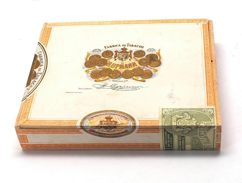 Vintage H. Upmann Wooden Cigar Box by Tabacalera De Garcia Dominican ...