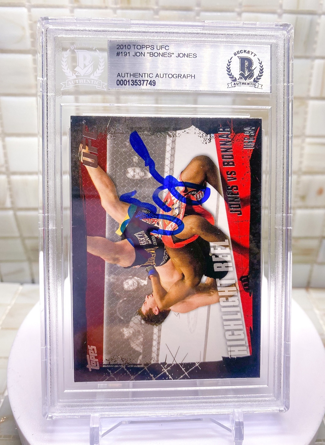 Jon Jones Autograph Card Jon Jones Auto Beckett Authenticated Encased ...