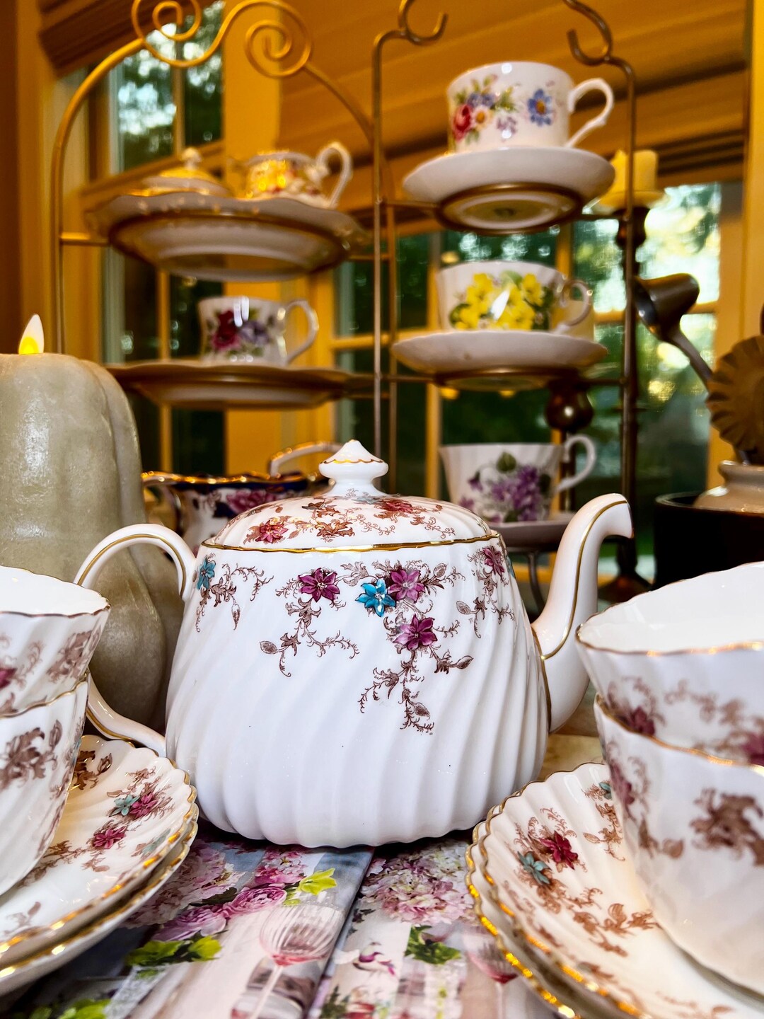 Minton Ancestral Tea Set - Teapot and 4 Cups With Saucers- Made in ...