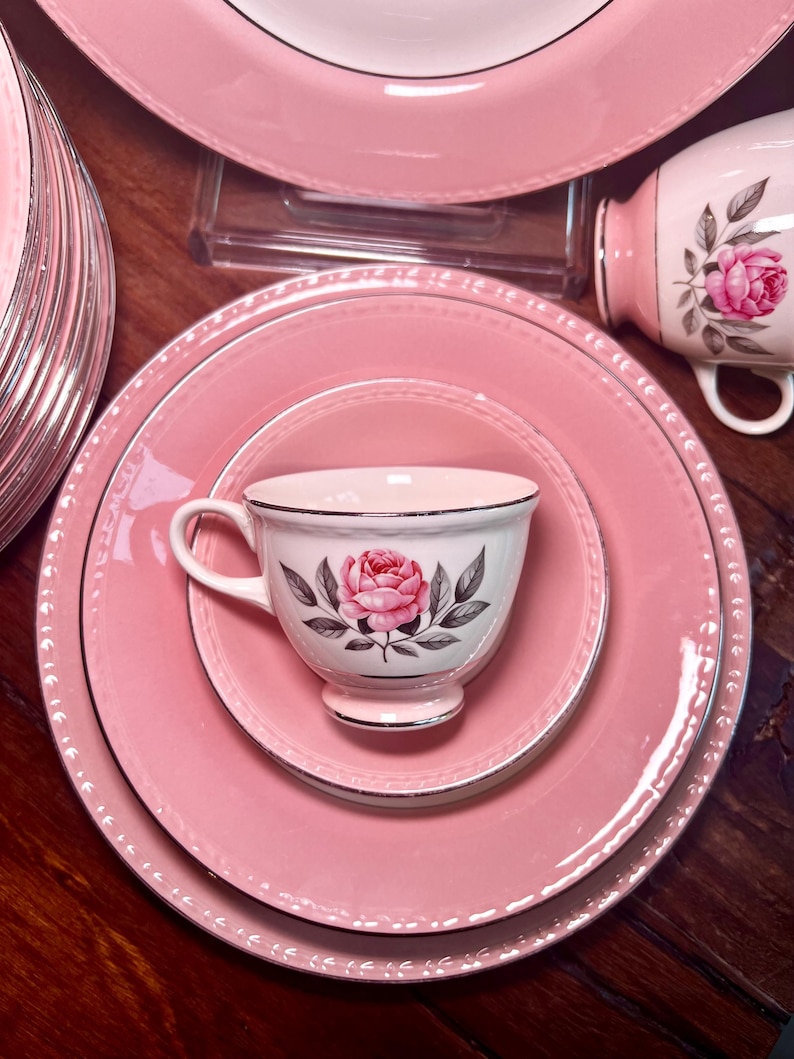 Norway Rose 1950s Cunningham and Pickett USA - China Set With Flowers ...
