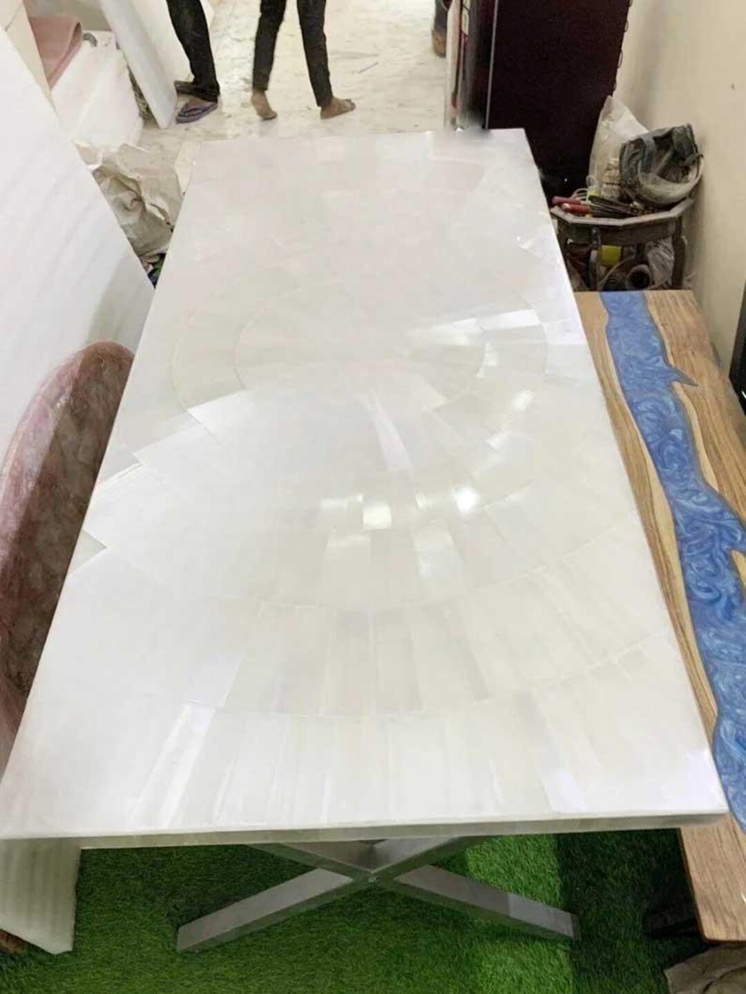 Selenite Stone Dining Table Top Sun Burst Healing Crystal Gemstone Modern Furniture Conference ...