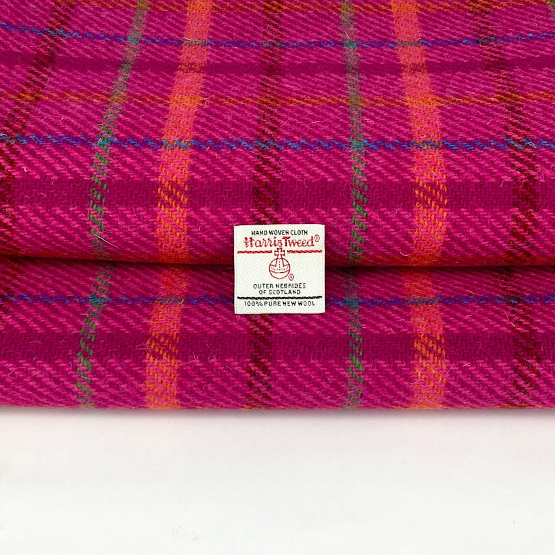 Harris Tweed Cerise Check Wool Metre Yard Authenticity Label Included ...