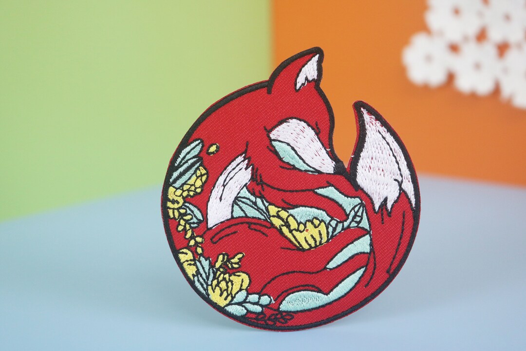 Red Sleepy Fox Embroidered Patch: Iron-on Applique - Etsy