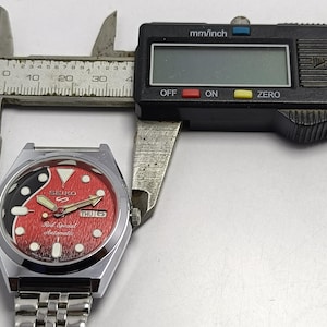 Seiko 5 Limited Edition Red Special Dial Day&date Automatic Transparent ...