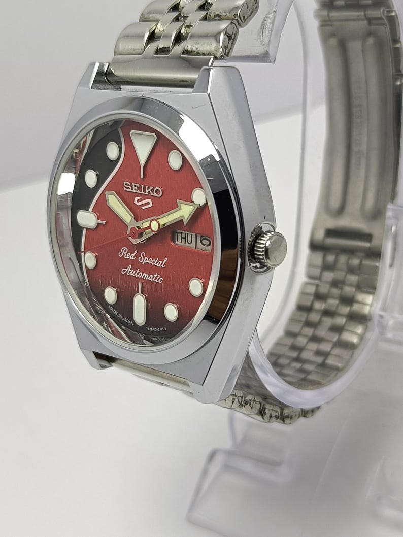 Seiko 5 Limited Edition Red Special Dial Day&date Automatic Transparent ...