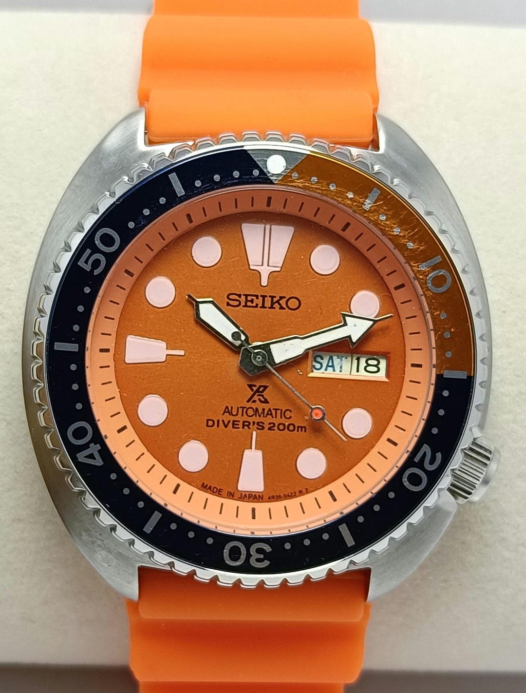 Seiko Prospex Divers Orange Dial Luminous Indices Day&date Automatic ...