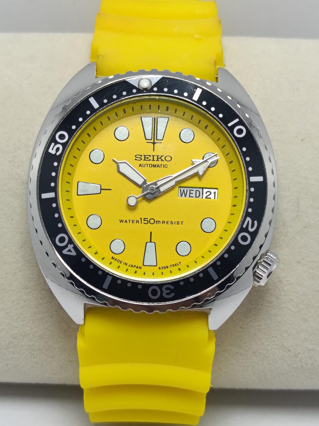 Vintage Refurbished Seiko Turtle Yellow Dial Luminous Indices Day&date ...