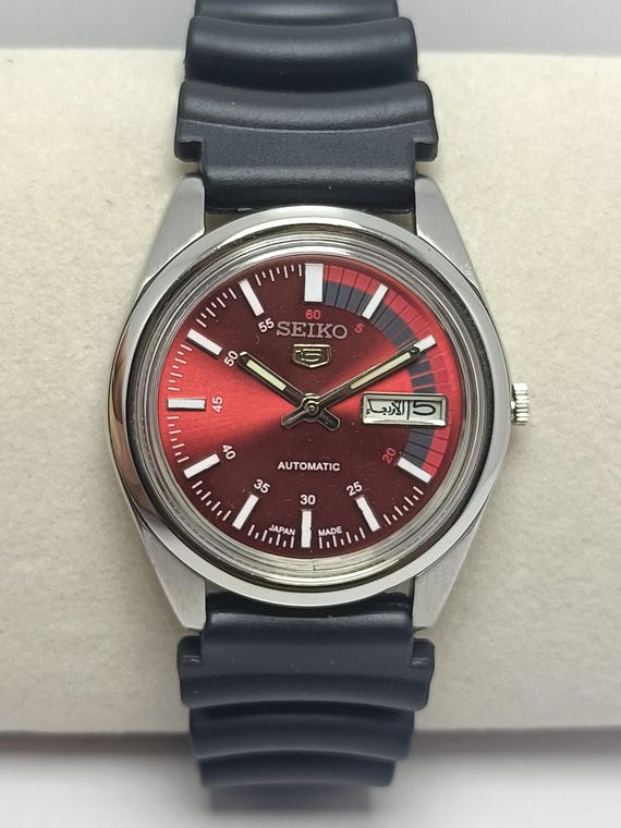 Vintage Seiko 5 Red Dial Day&Date Automatic Japan Ma… - Gem