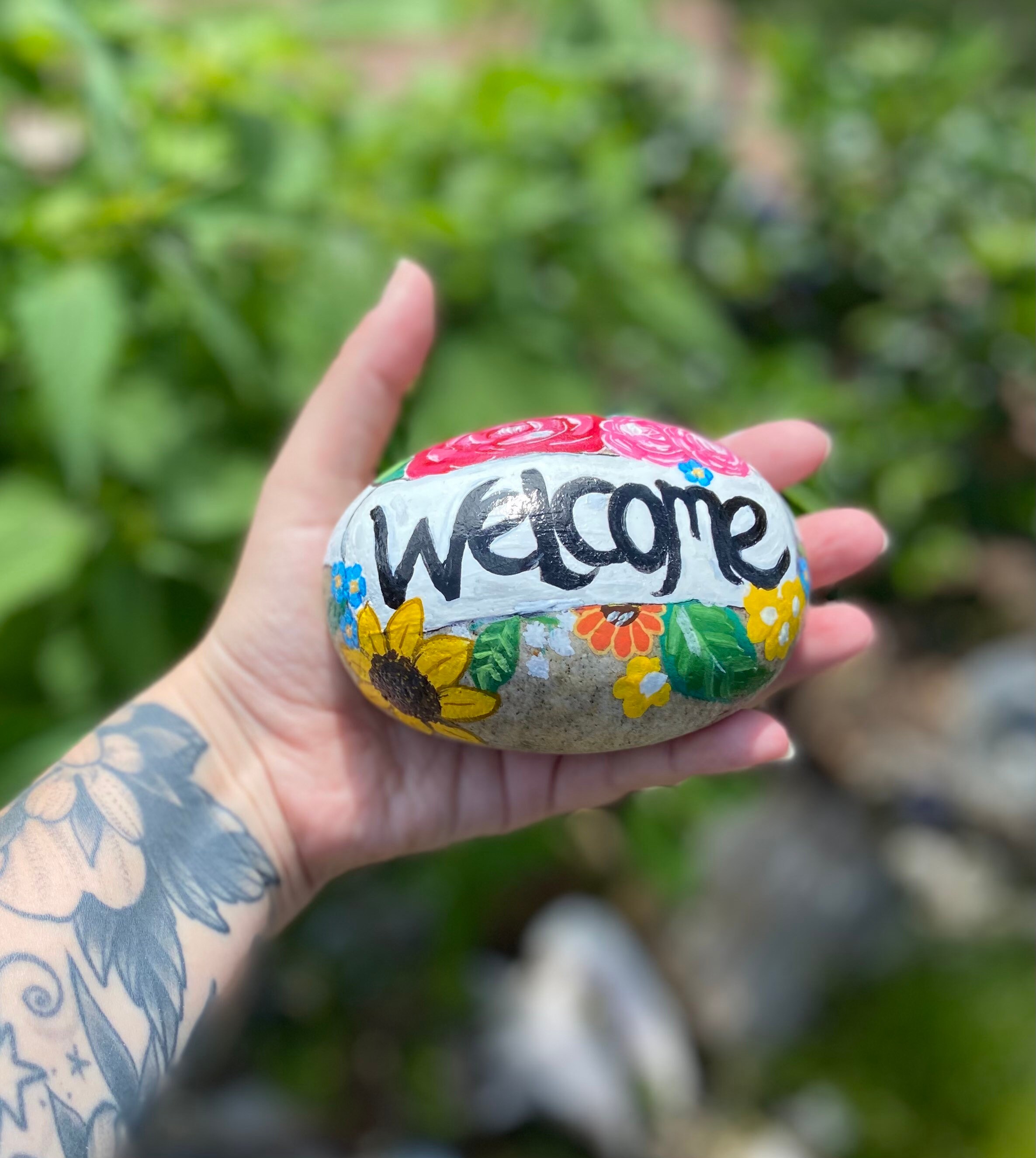 Welcome Sign Hand Painted Rock / Stone Garden Decoration - Etsy