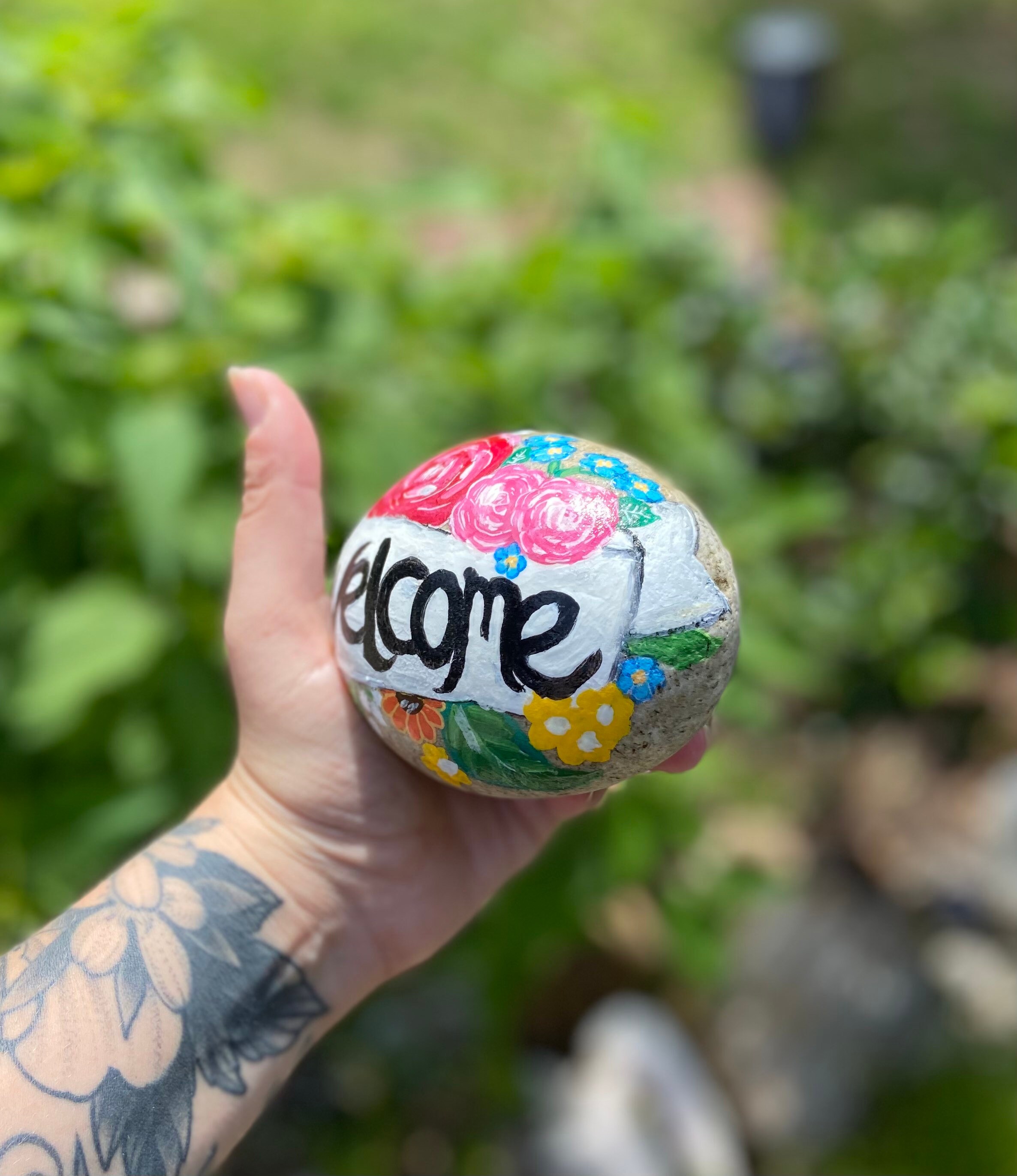Welcome Sign Hand Painted Rock / Stone Garden Decoration - Etsy