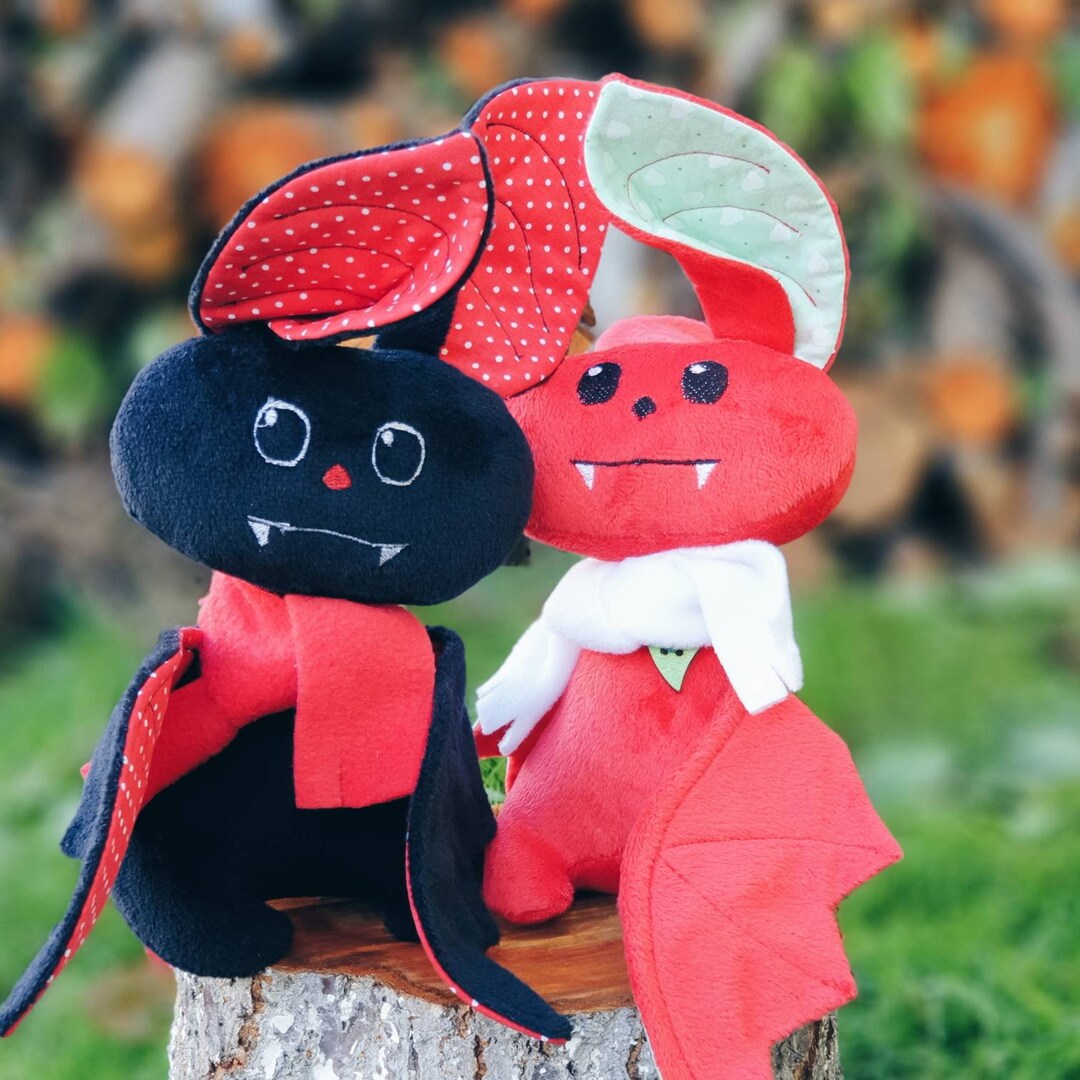 Black Stuffed Bat Toy for Kids. Hanging Bat Plushie for Car. Halloween ...