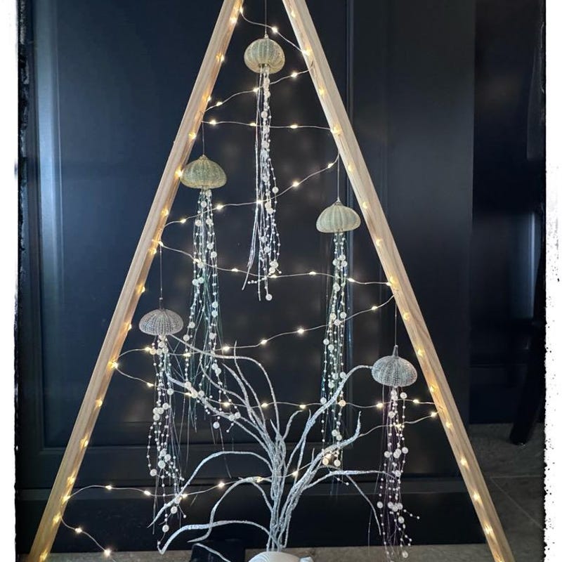2x4 Christmas Tree - Etsy