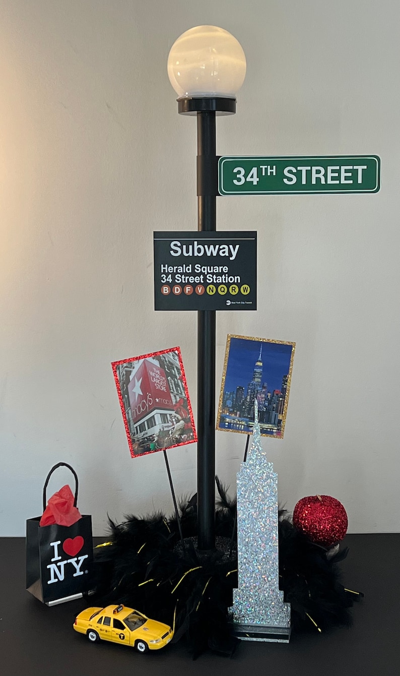 New York City NYC Centerpiece ~ LED Lit Street Sign Lamp Post ...
