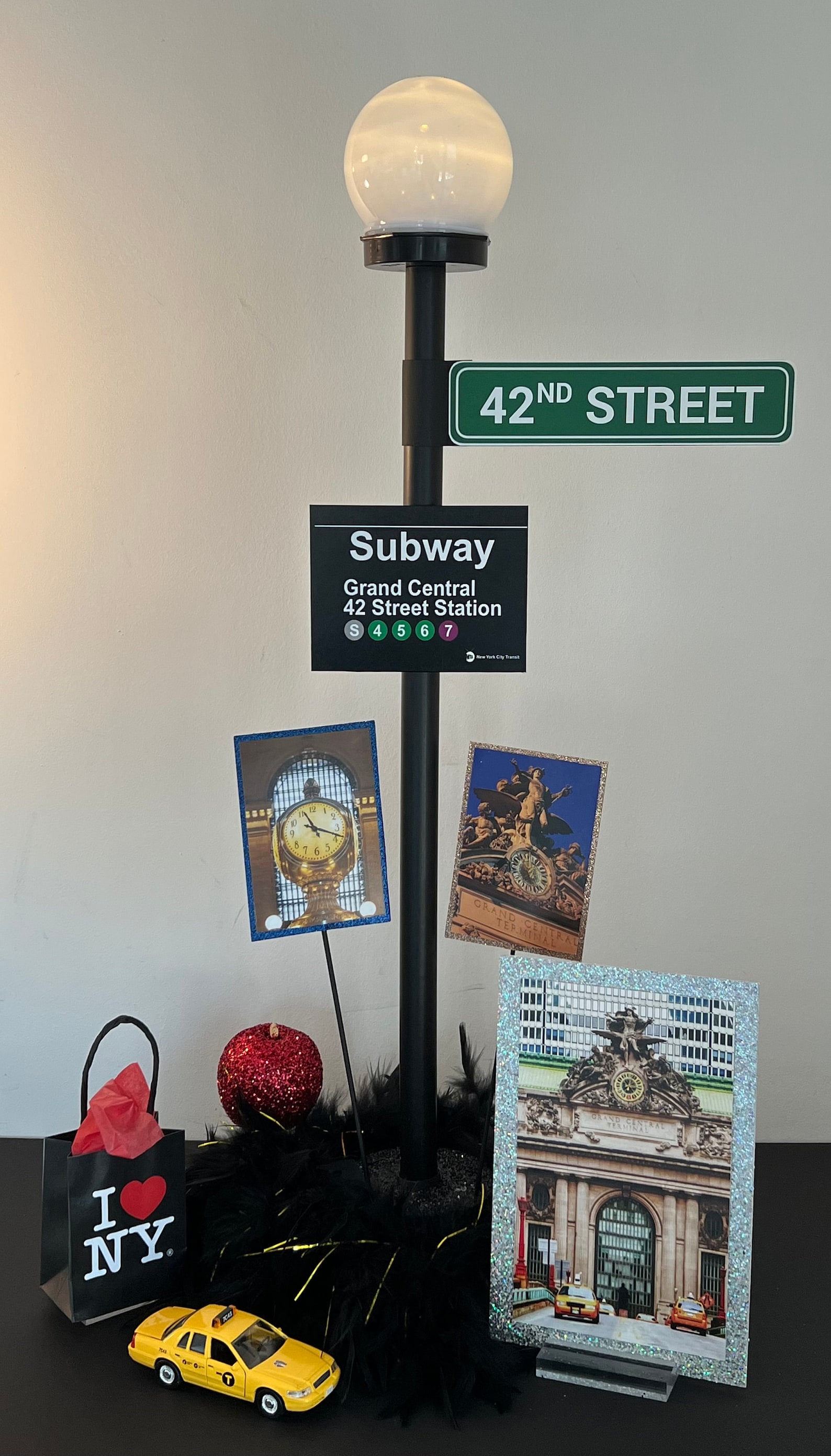 New York City NYC Centerpiece LED Lit Street Sign Lamp Post - Etsy