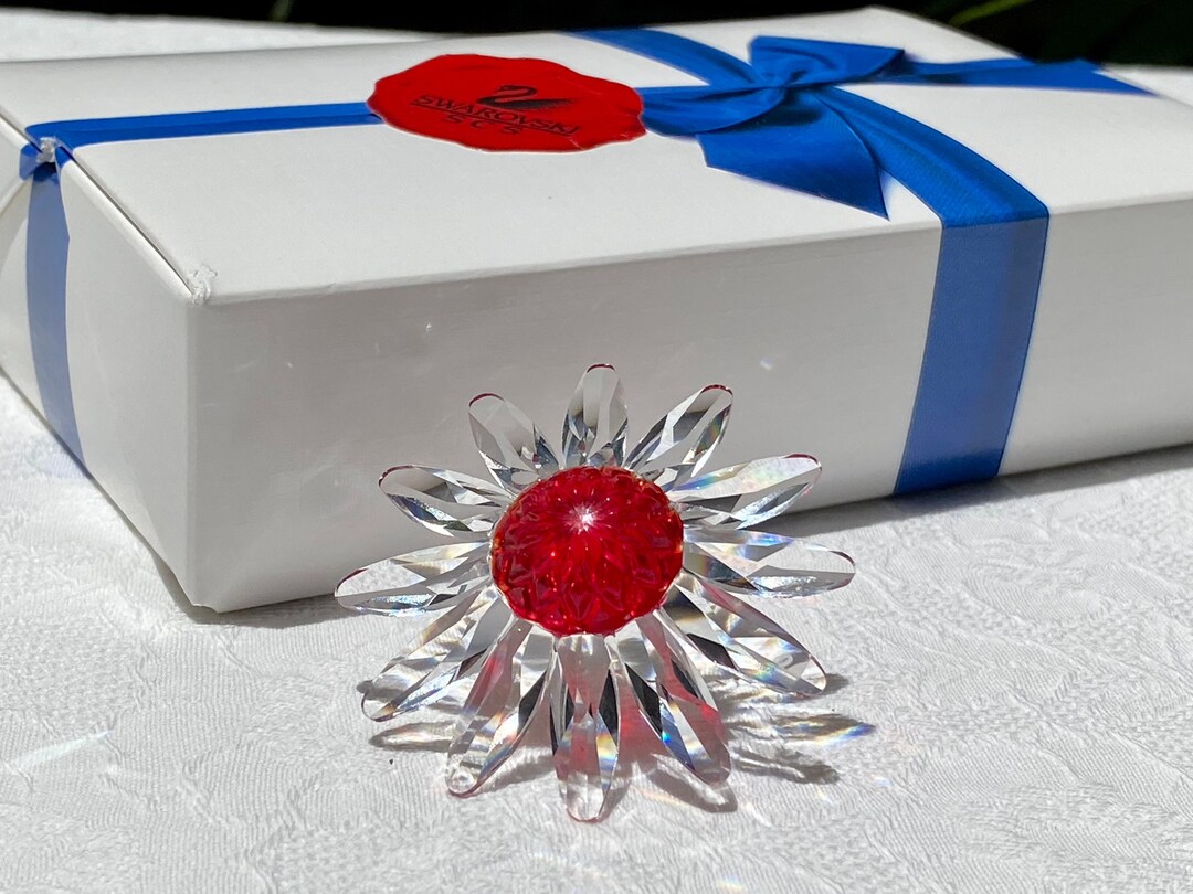 Vintage Swarovski Crystal Red Marguerite 2000 Member Renewal - Etsy