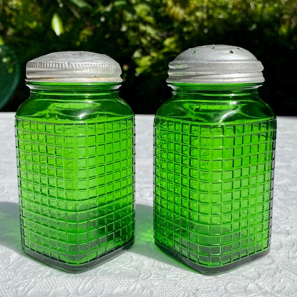 Green Glass Shakers - Etsy
