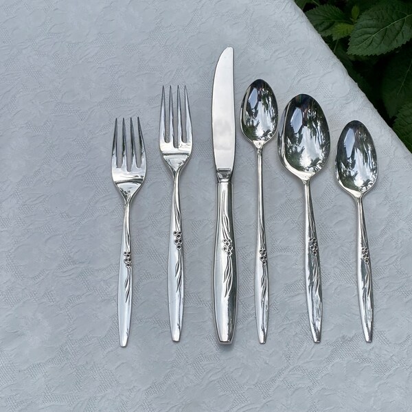 1980s Vintage Oneida Flatware - Etsy