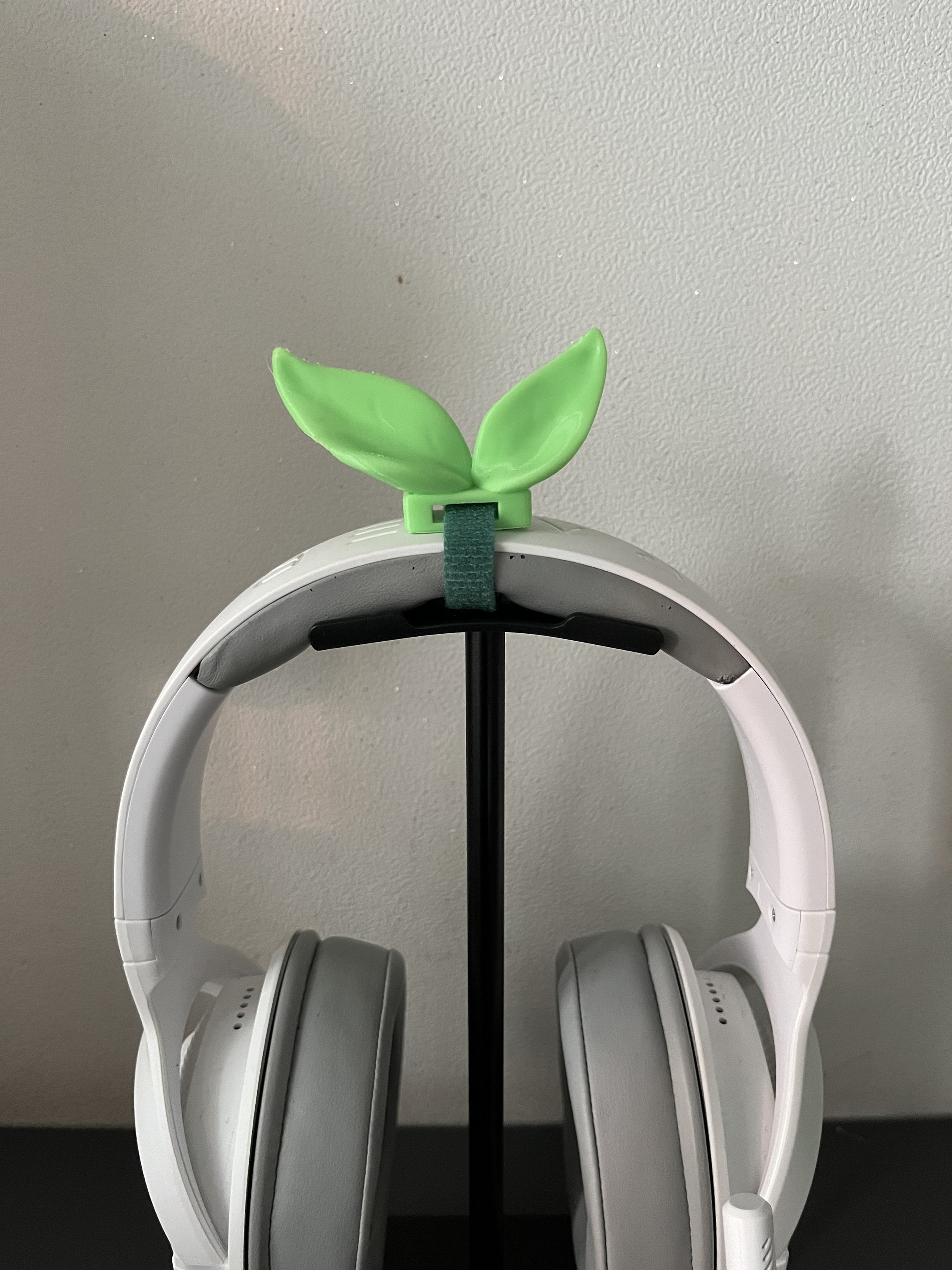 Small Leaf / Sprout for Headphones / Headset for Streaming Anime ...