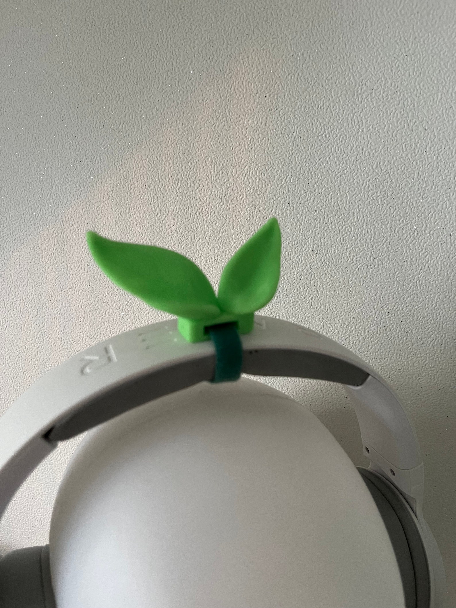 Small Leaf / Sprout for Headphones / Headset for Streaming Anime ...