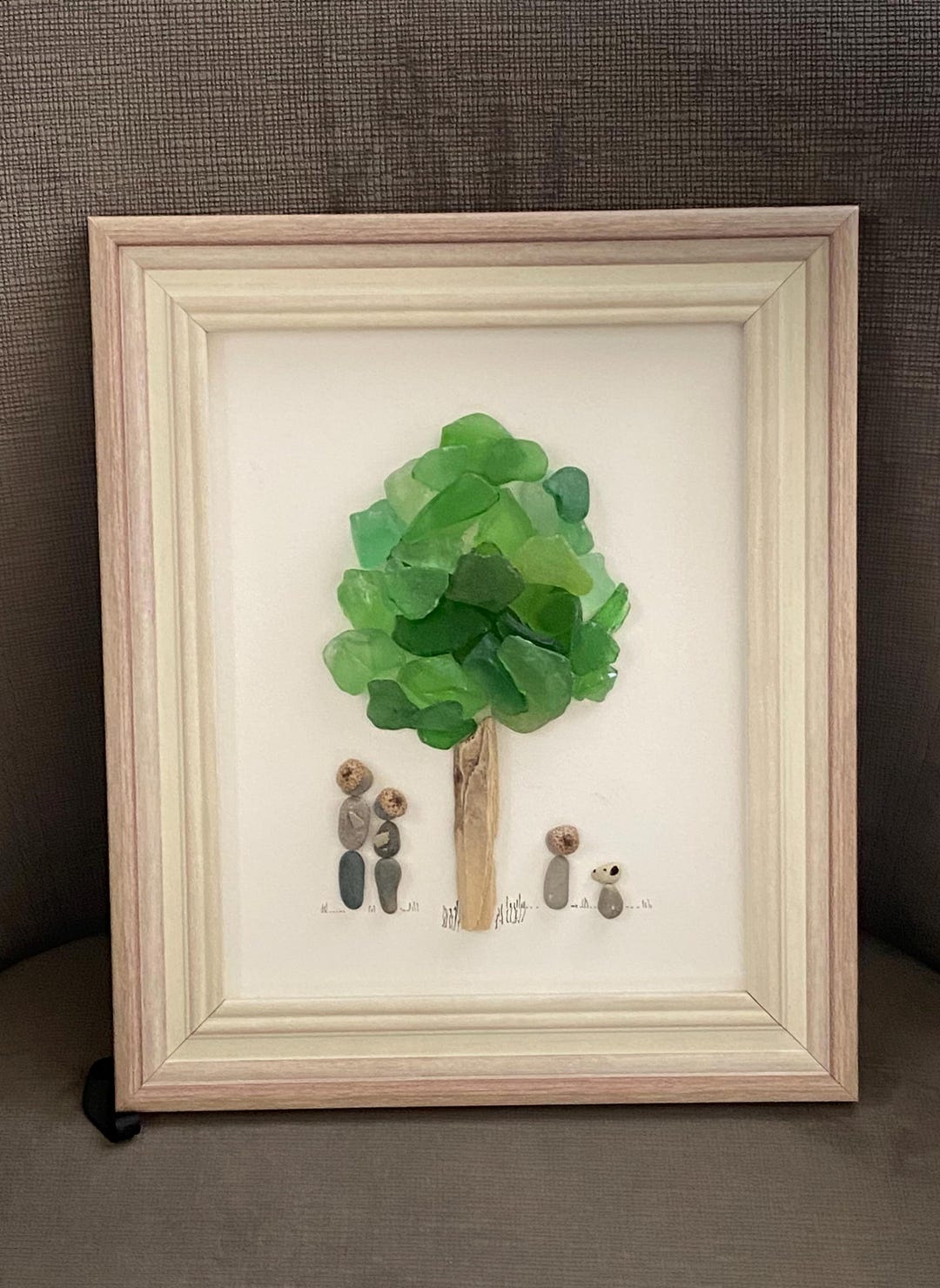 PEBBLE Art,,"a Couple a Child and Their Dog" 11" X 13", Beige Wood ...